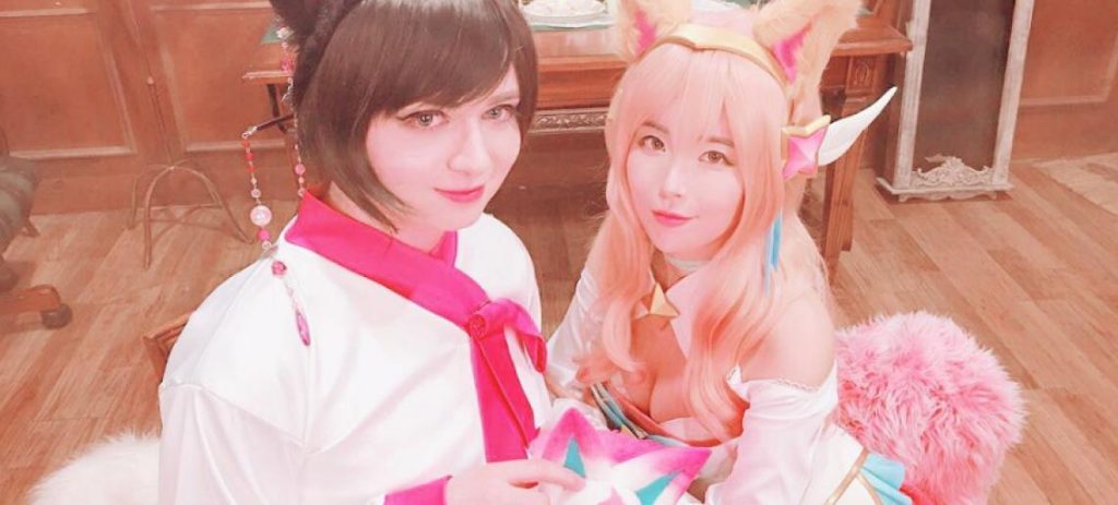 » Sneaky sorprende este 2019 con su nuevo cosplay en traje de baño Viax ...