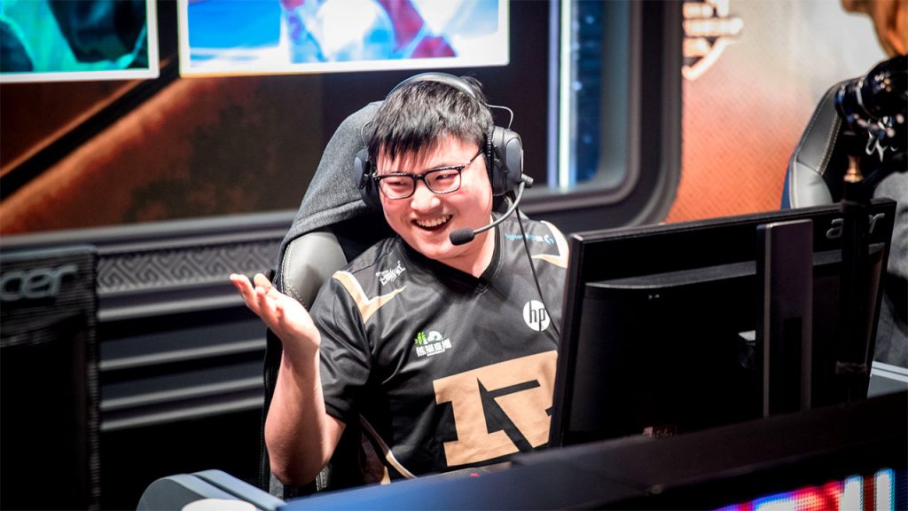 » El profesional “Uzi” anuncia retiro temporal del competitivo de ...